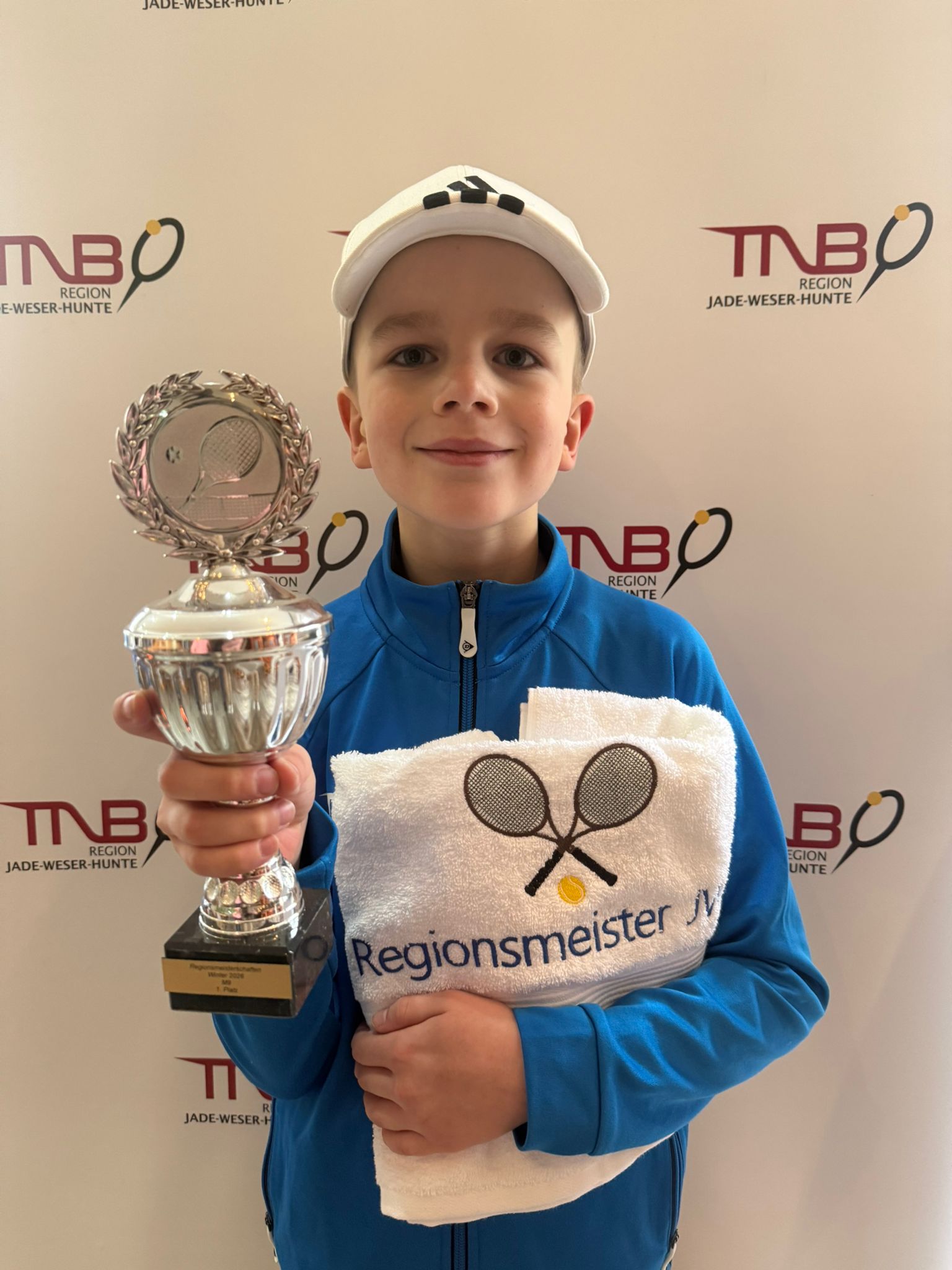 Benjamin Sutor ist Regionsmeister U9 Jade-Weser-Hunte – Tennis-Club ...